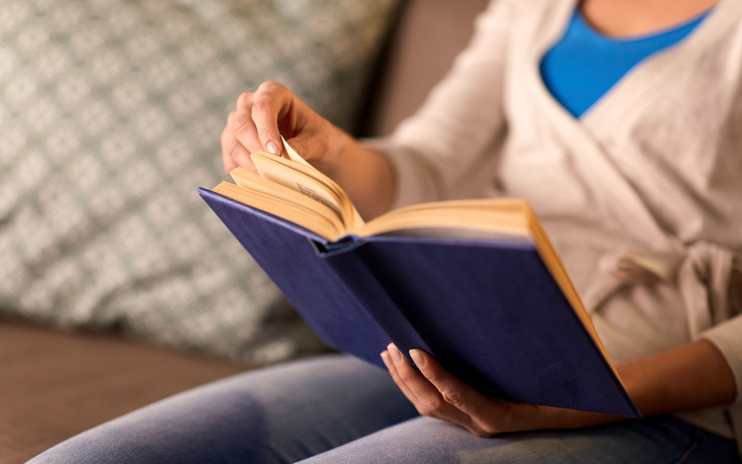 An A-to-Z Guide of the Most Popular Book Genres | Novel